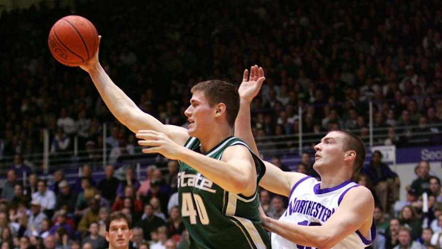 Ex-Michigan State star Paul Davis apologizes after strange ejection ...