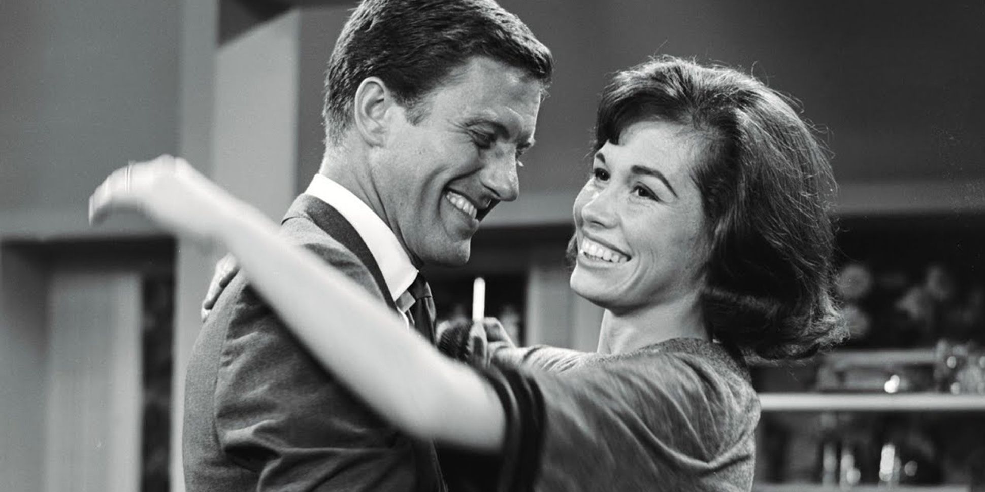 20 groundbreaking TV comedies that redefined the genre