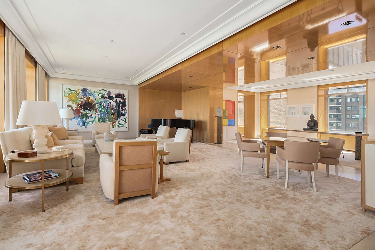 Roger Sant's Manhattan home in photos