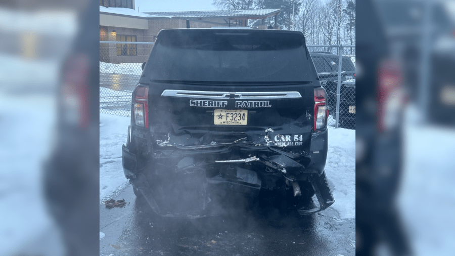Deputy injured after SUV strikes Waupaca County squad during traffic ...