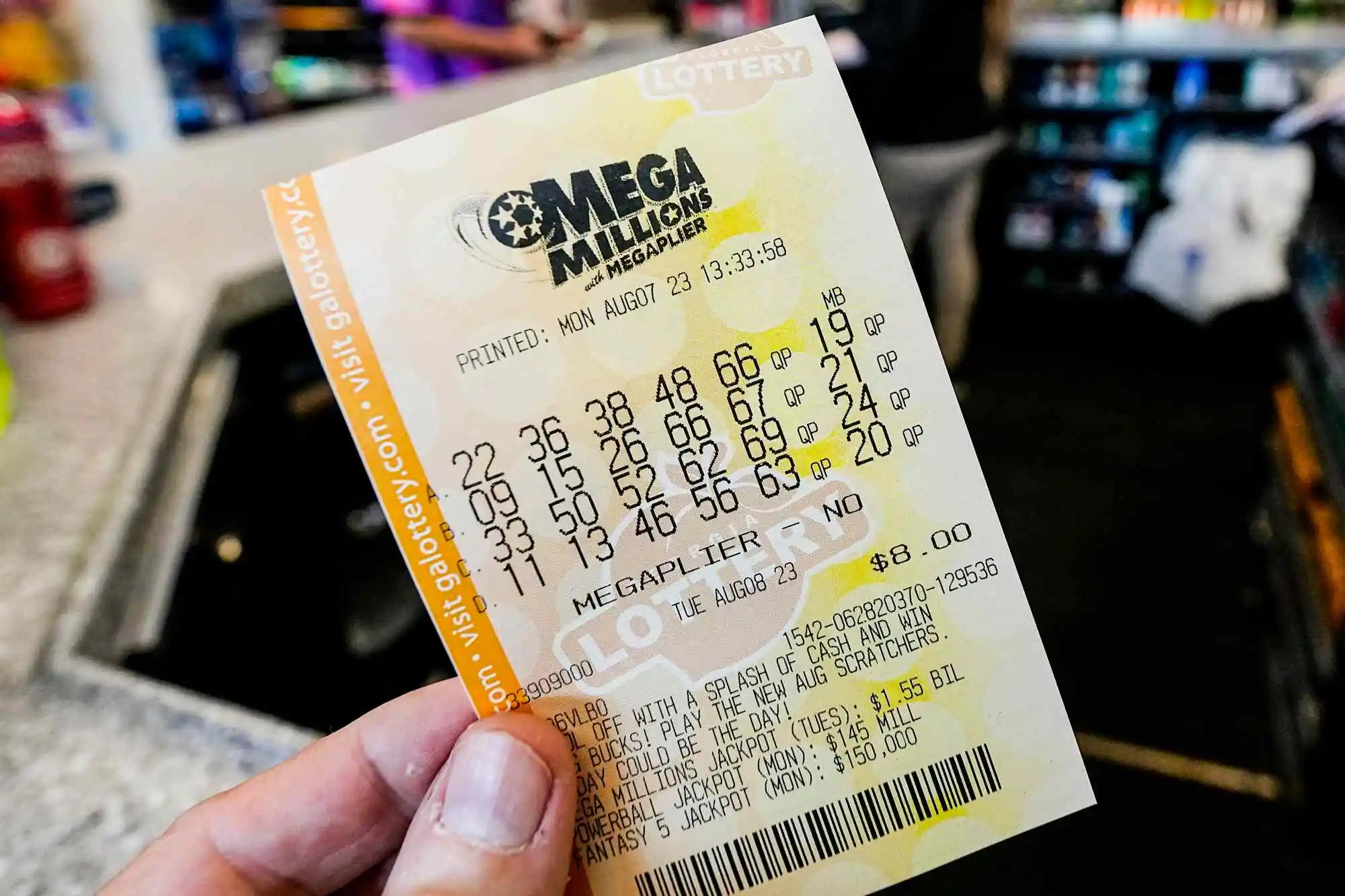 Jogador da loteria da Geórgia reivindica R$4,915 bilhões dois meses ...