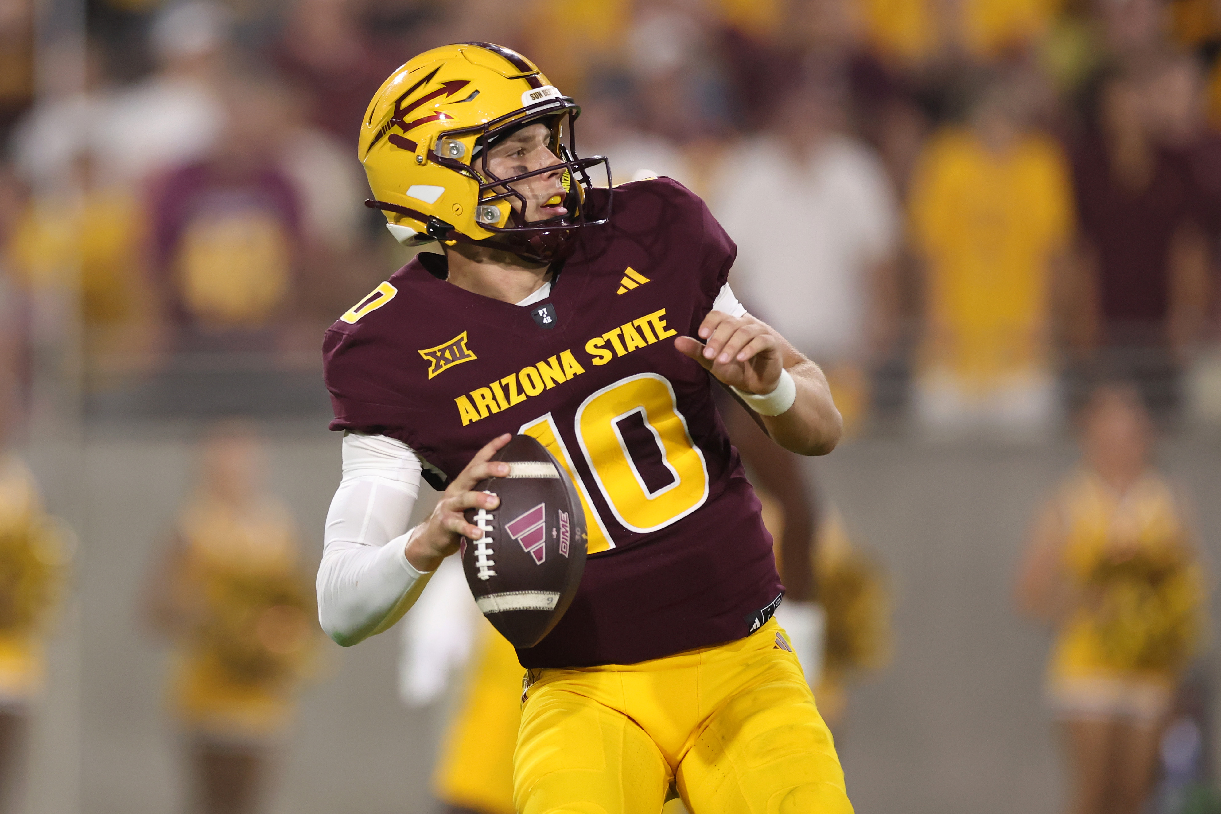 LSU chases Sam Leavitt in transfer portal as QB preps shock SEC visit