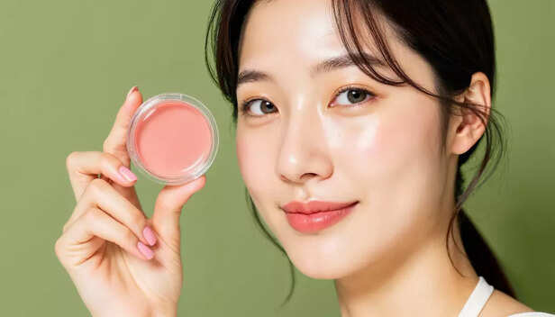 From glass skin to aegyo sal: Korean makeup techniques loved by K-pop idols