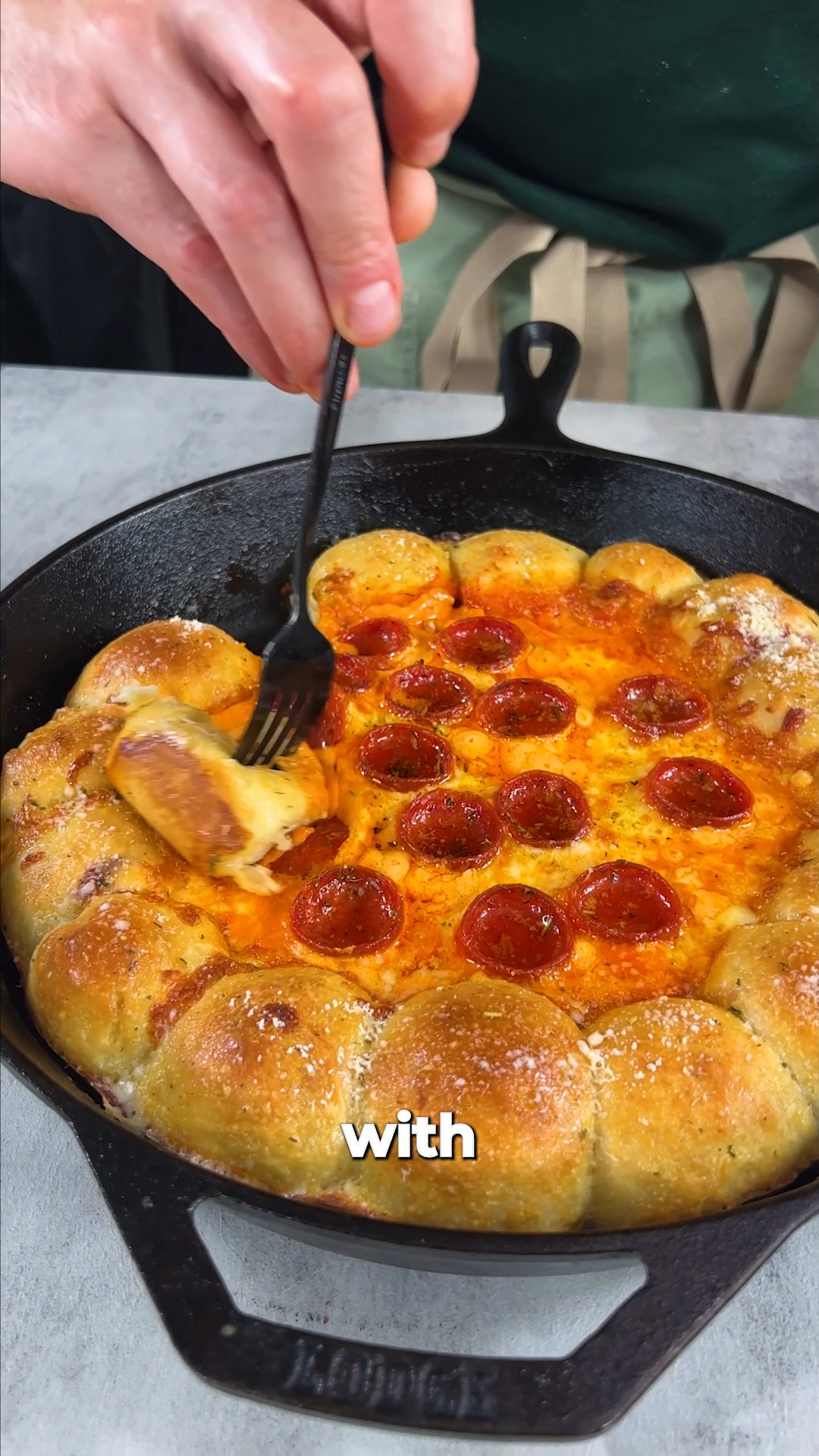 Pepperoni pizza stuffed crust dip
