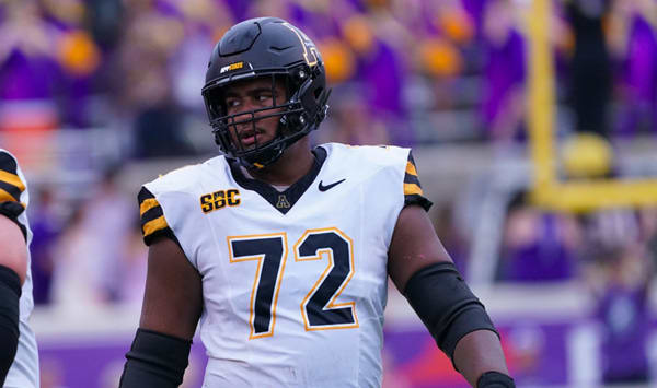 Jackets pick up second portal OL commitment from veteran Samuel