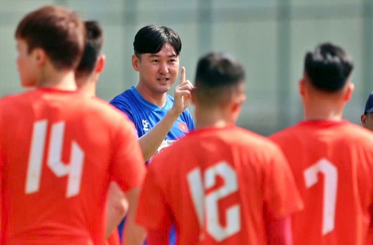 Ai đứng sau những quả phạt góc thần sầu của U23 Việt Nam?