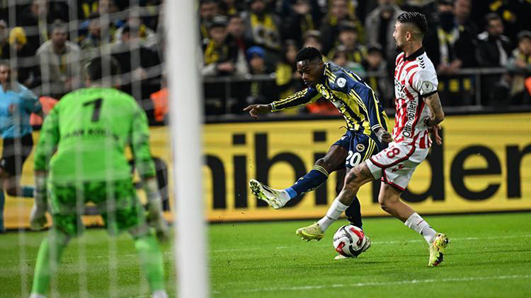 Fenerbahçe'nin Samsun galibiyeti sonrası dikkat çeken sözler! 'Musaba ...