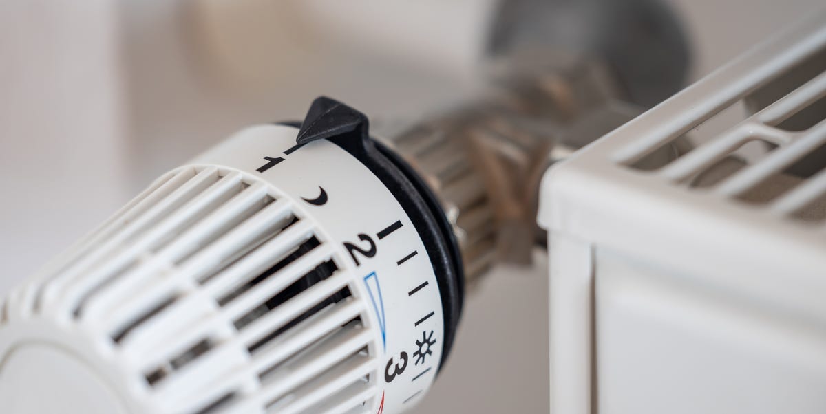 Will your pipes freeze if you leave the heating off?