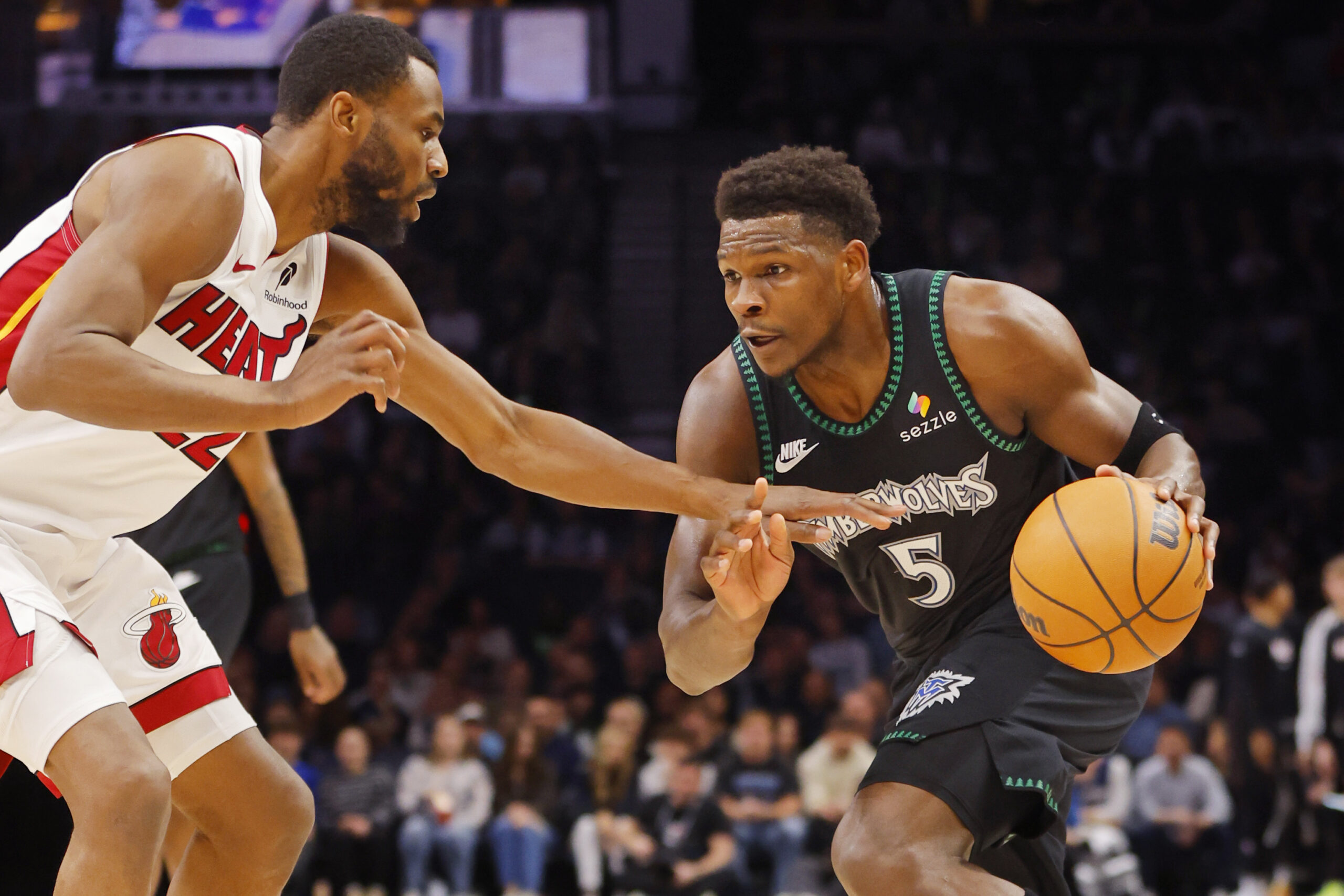 Anthony Edwards takes over as Timberwolves dismantle Heat 122-94; 5 ...