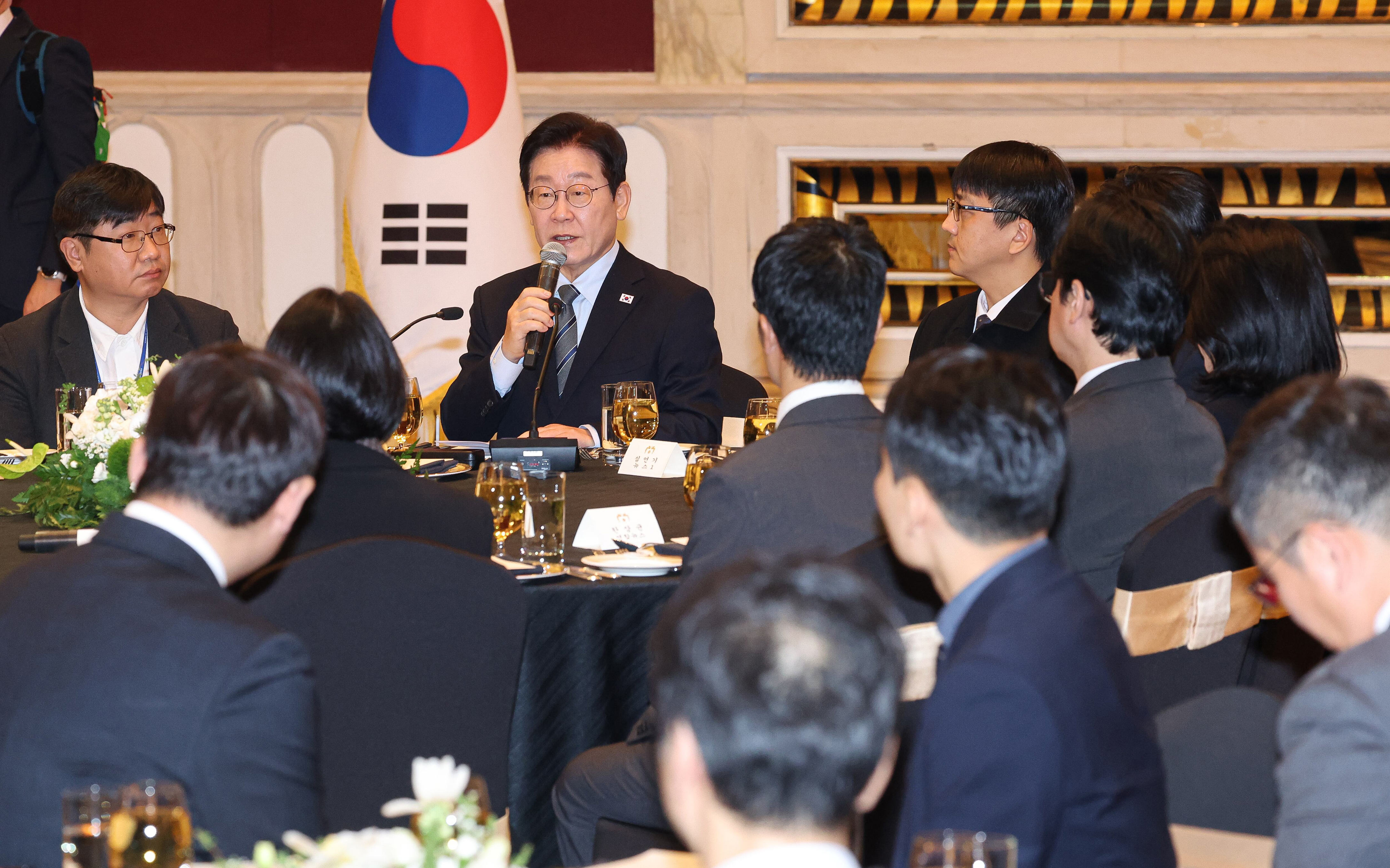 President Lee Jae-myung: Chinese to remove West Sea structures ...
