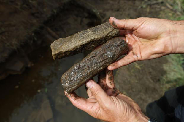 What were Roman whetstones and why were hundreds found on the River ...