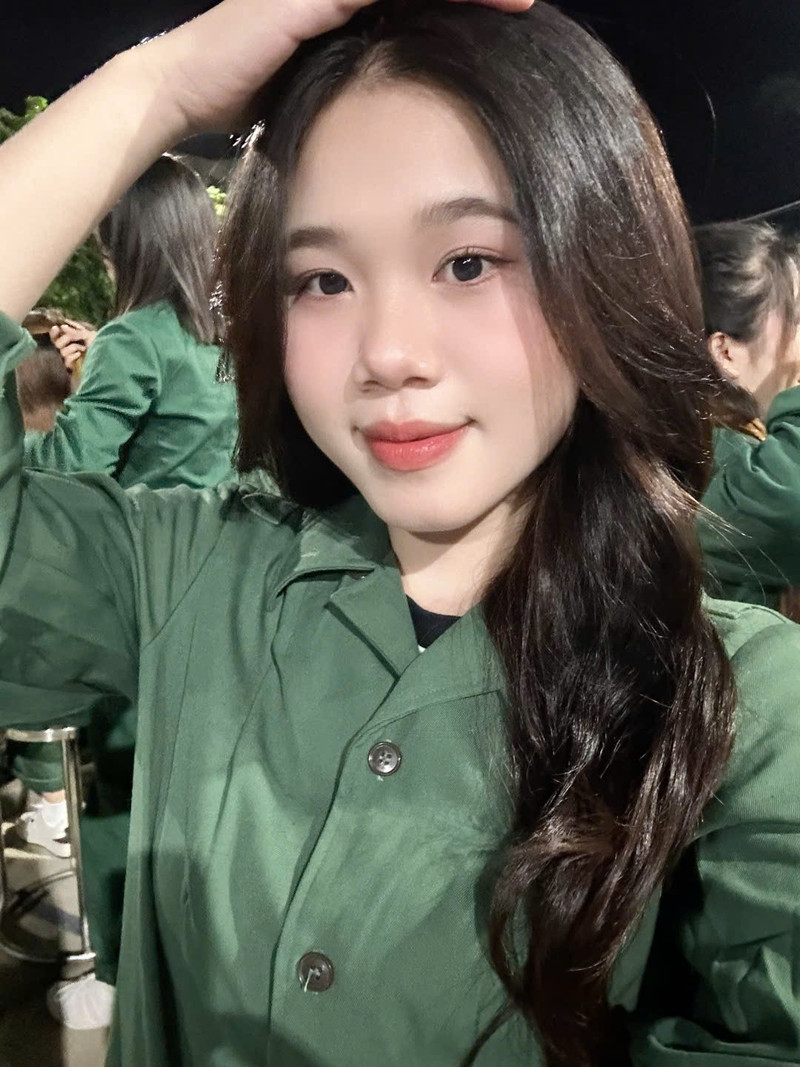 Nữ sinh Gia Lai: 'Lũ lụt cuốn trôi mọi thứ, mẹ con em phải làm lại từ đầu'