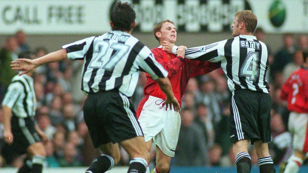 'Nobody can get hold of him' - What happened to David Batty?