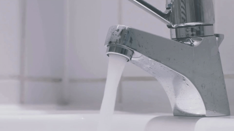 New London residents must replace lead water pipes