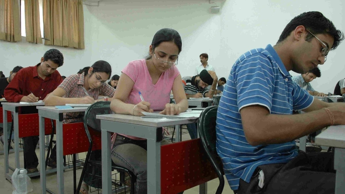 Want 90+ in class 10 science? Experts say the first 30 minutes in exam ...
