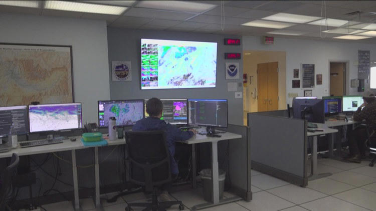 Warm winter weather brings rain, flooding concerns and snow drought ...