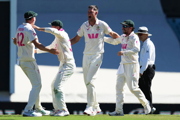 Jacob Bethell's first test century helps England push the fifth Ashes ...