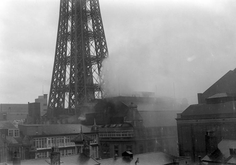 12 powerful images when a blaze ripped through Blackpool Tower's iconic ...