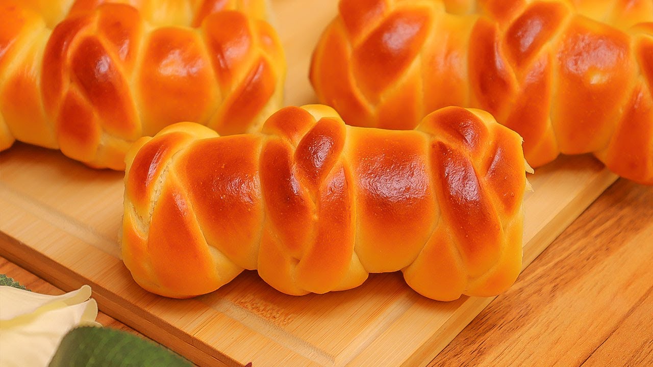 No more store-bought bread – easy 5 minute homemade recipe with just 3 cups