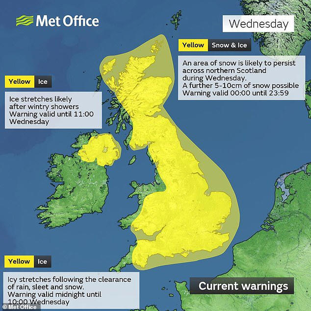 UK on high alert for snow and ice as Storm Goretti edges in: Commuters ...
