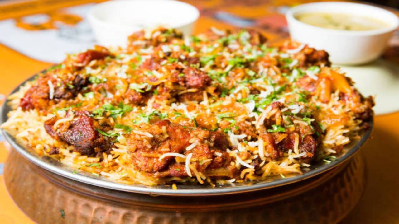 Hyderabadi biryani to Mysore pak: 6 famous South Indian dishes named ...
