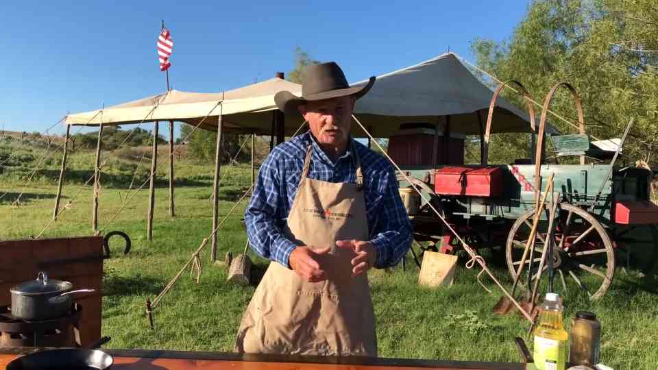 Why traditional huevos rancheros still sets the standard