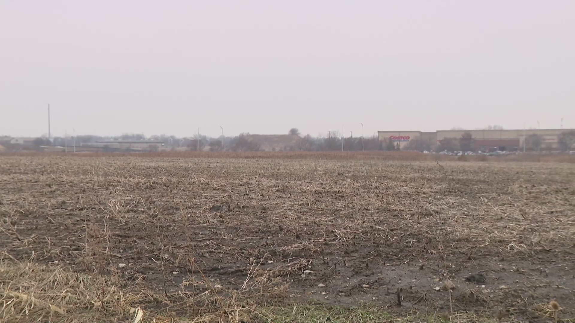 Orland Park residents express concerns over proposed 229,000-square ...