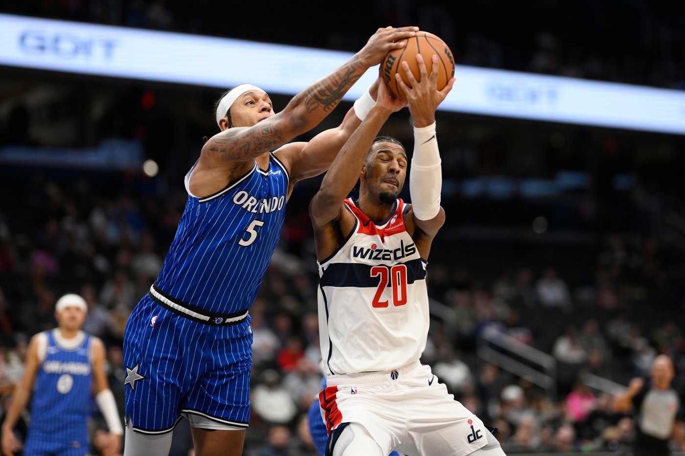 CJ McCollum steadies Wizards in 4th quarter of 120-112 win over Magic
