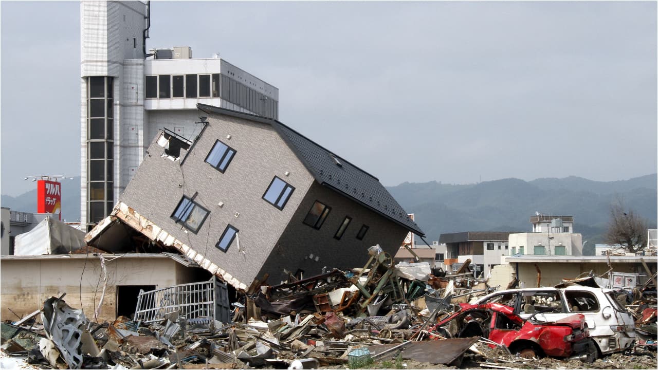 Breaking news: Massive 6.7 magnitude earthquake hits Philippines, USGS ...