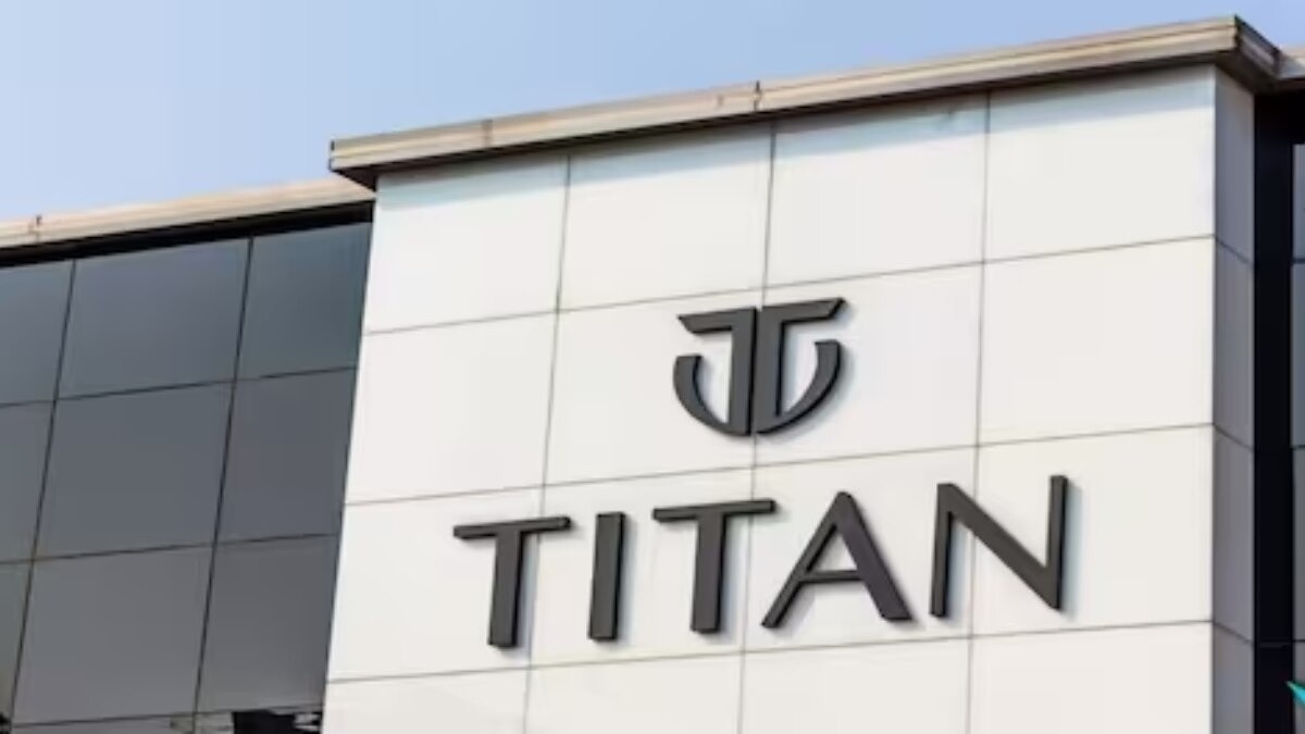 Titan share price up 4%: Why is the Jhunjhunwala stock rising today?