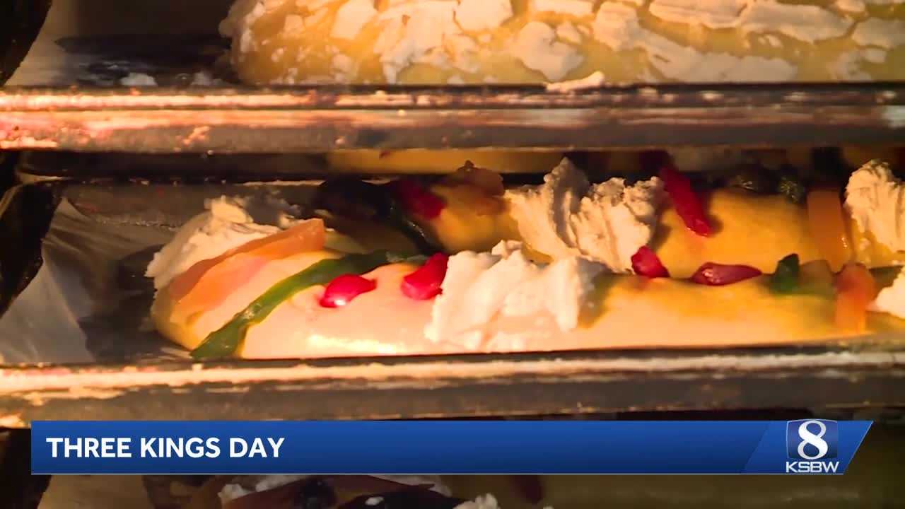 Three Kings Day celebrated with traditional Mexican bread in Salinas
