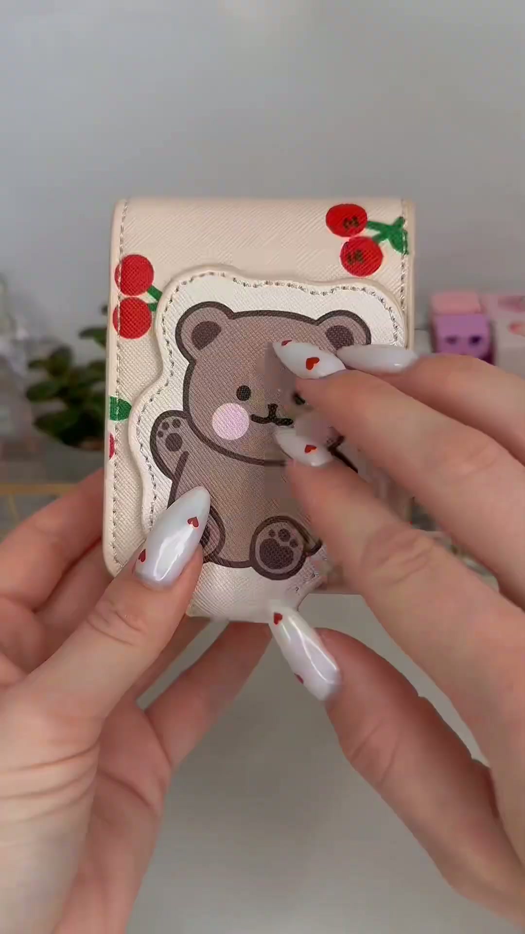 AfitLulu lipstick case with mirror