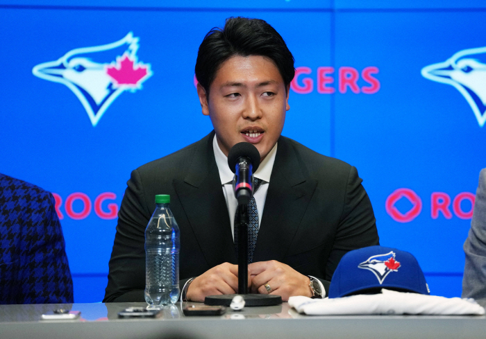 Dad, go here! The click of a finger moved 87 billion → Behind-the ...