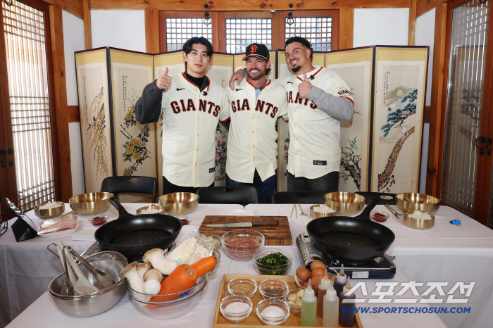 Even Ryu Hyun-jin didn't receive a super-special treatment! → SF, which ...