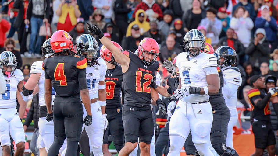 Two-time national champion sets official visits to major college ...