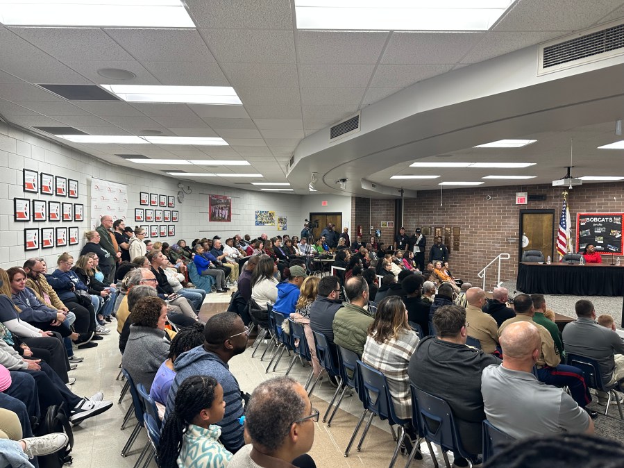 PPS superintendent hopeful meets with residents in a packed room