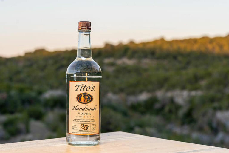 Tito’s vodka prices, varieties, & mixed drinks [updated 2026]