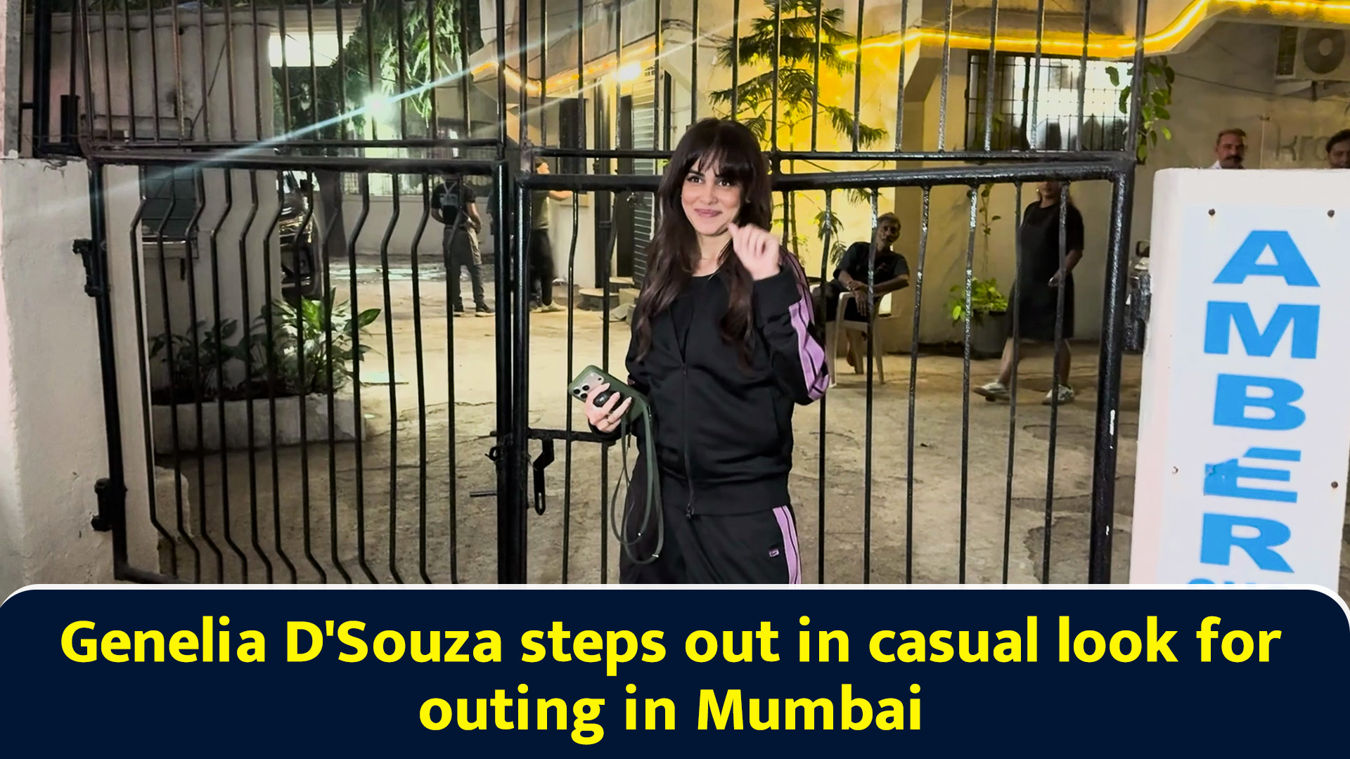 Genelia D'Souza steps out in casual look for outing in Mumbai