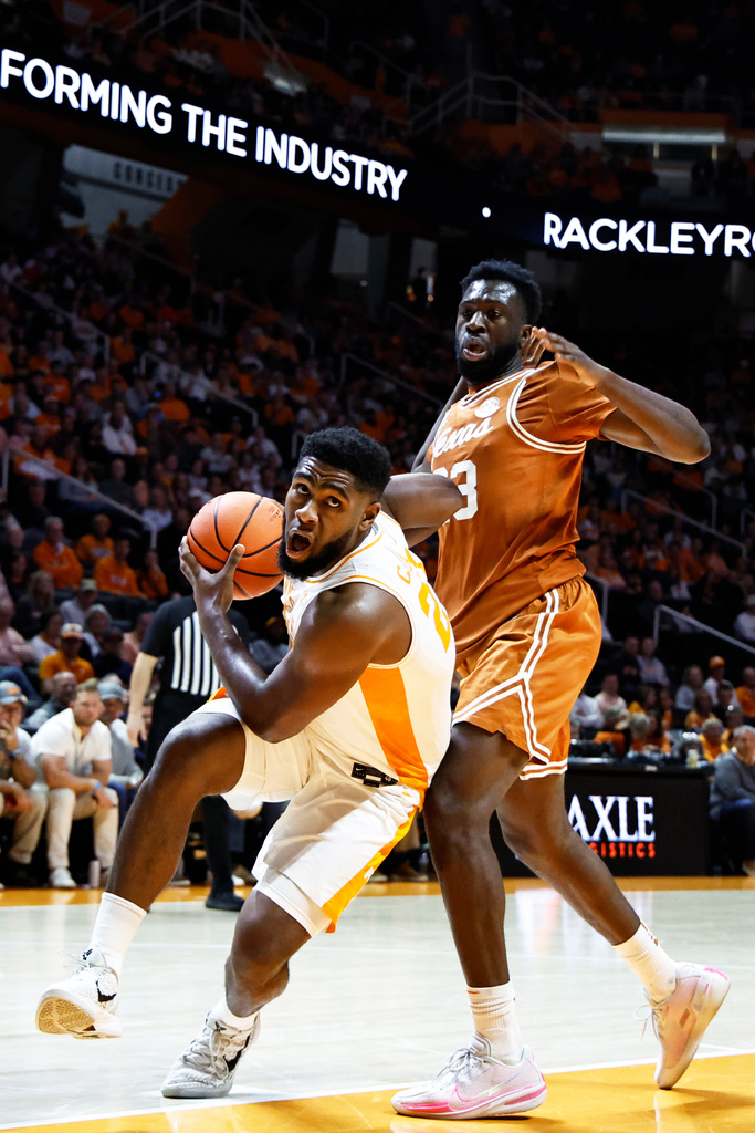 Ja'Kobi Gillespie scores 34 in No. 21 Tennessee's 85-71 win over Texas