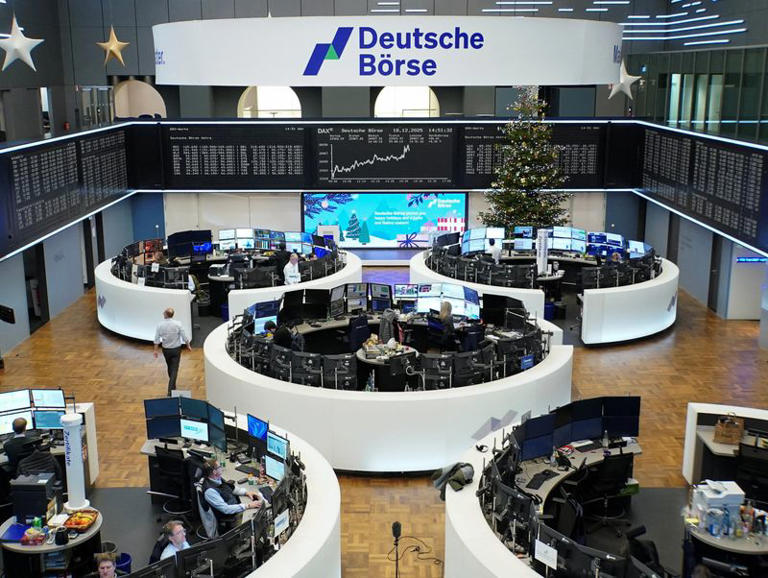 Morning bid: The spoils of oil