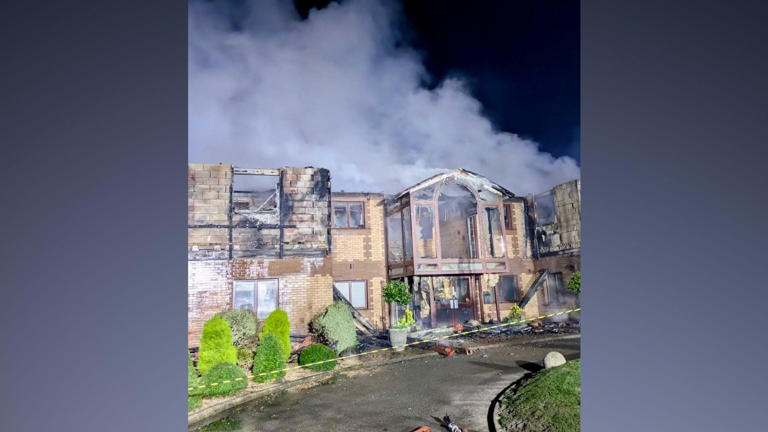 Couple hunt for wedding venue after golf club fire
