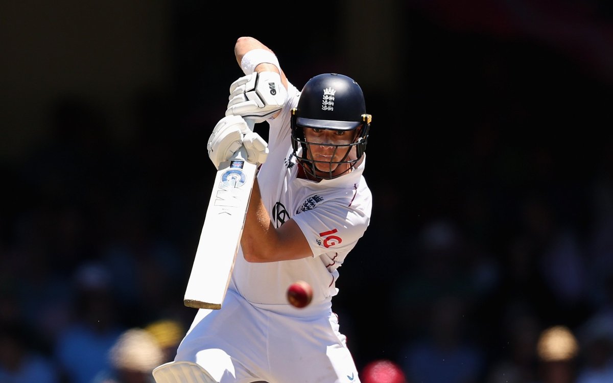 Jacob Bethell scripts history, becomes second youngest to score Ashes ...