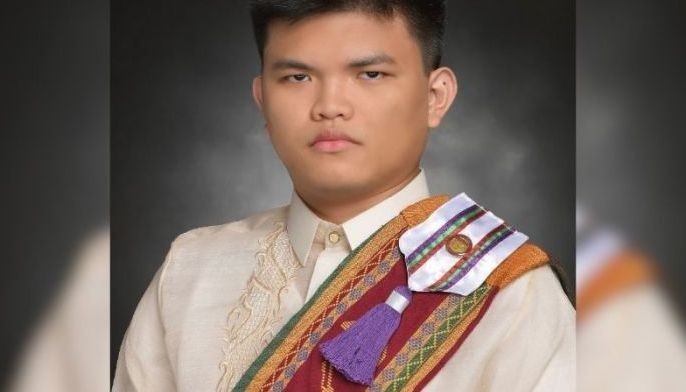 UP law grad Jhenroniel Sanchez tops 2025 bar exams on first try