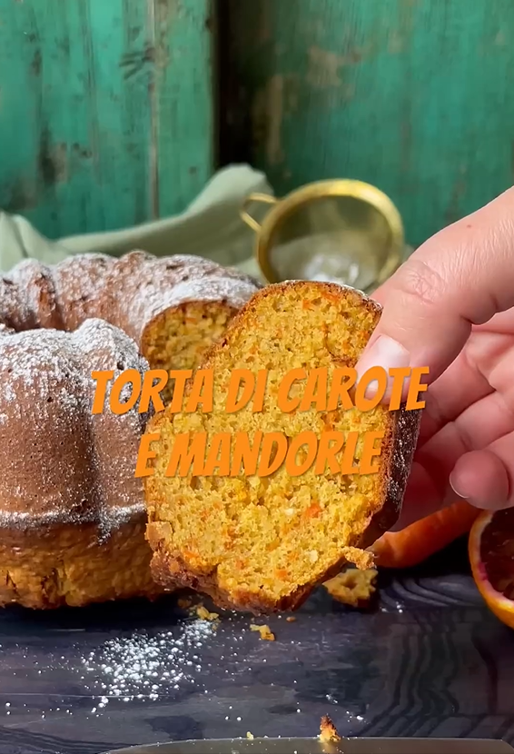 Torta di mandorle e carote | Ricetta rustica e gustosa