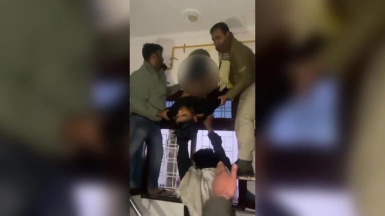 'Thief' gets stuck in kitchen extractor fan during bungled burglary