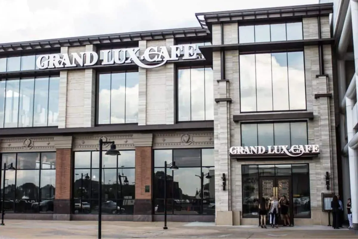 Grand Lux Cafe menu prices with calories [updated 2026]