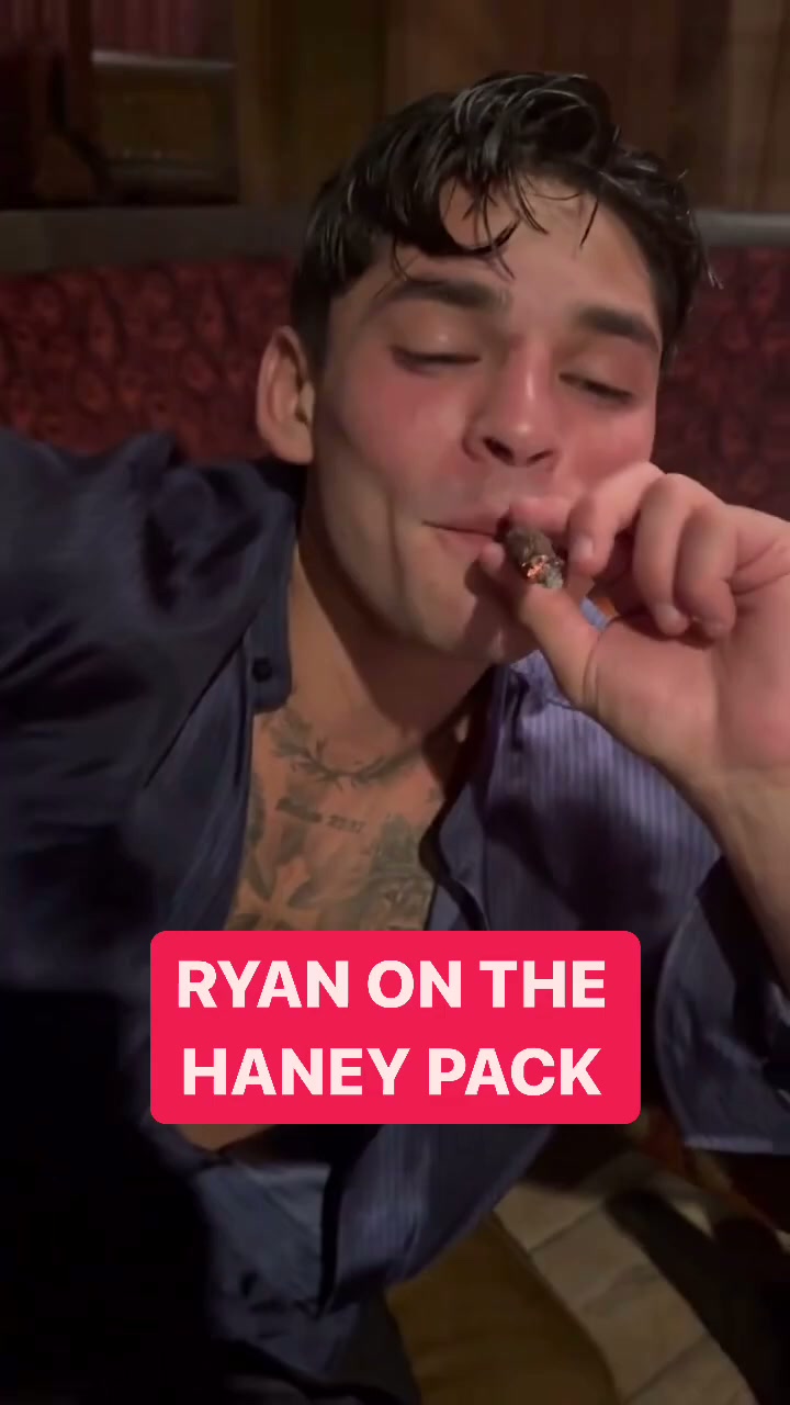 Ryan Garcia smoking on the Devin Haney pack after dropping him 3 times 👀