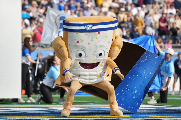 Notre Dame criticized over Pop-Tarts Bowl decision after ratings show ...