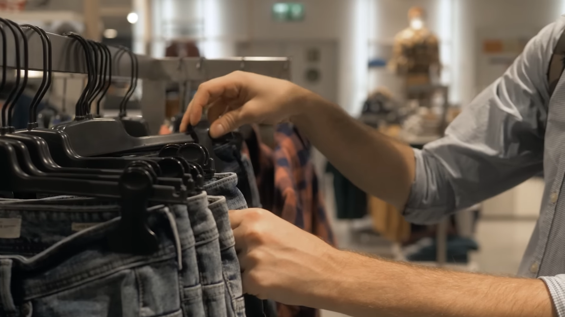 Why wearing the wrong jeans makes men look clueless