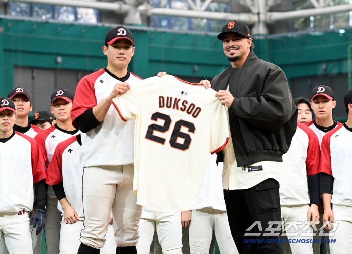 Shocking twist! Lee Jung-hoo's face, SF, visited Korea, was it because ...